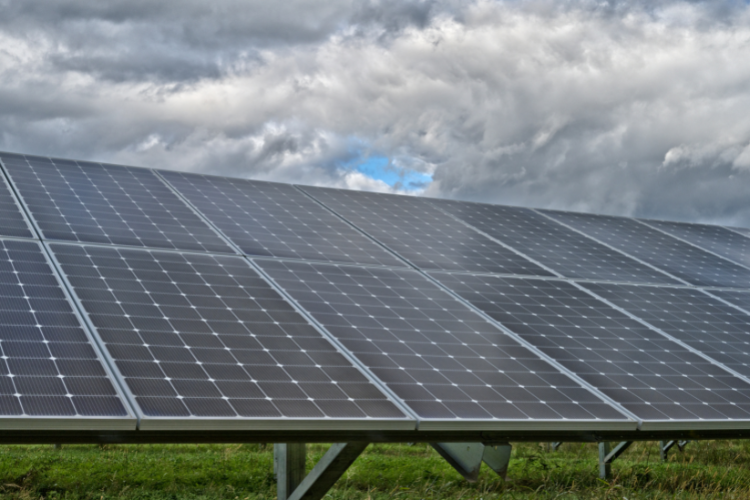 Achieving Resilience Benefits Through Utility Solar + Storage ...